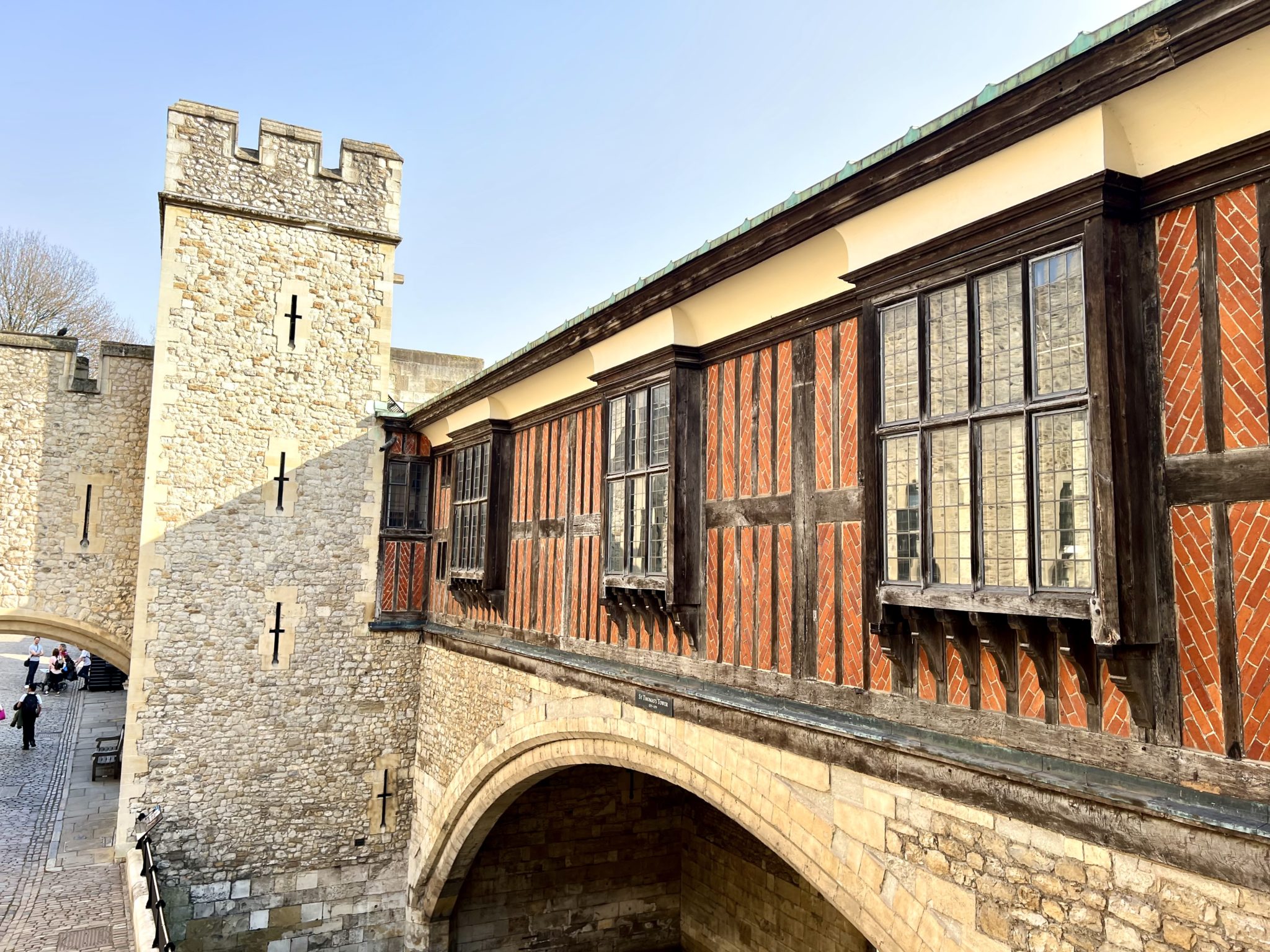 The Ultimate Guide To The Historic Tower Of London - The Geographical Cure