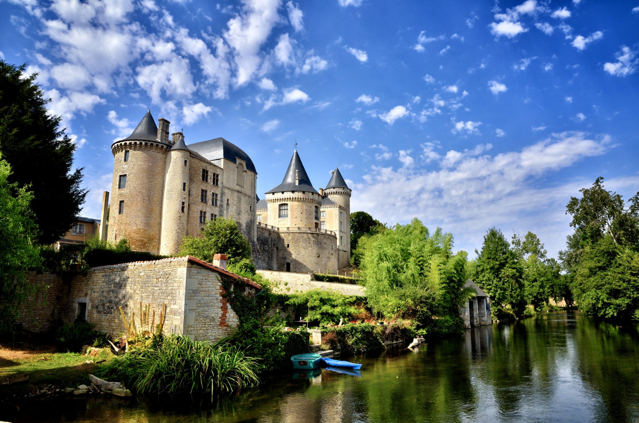 30 Beautiful Chateaux in France - The Geographical Cure