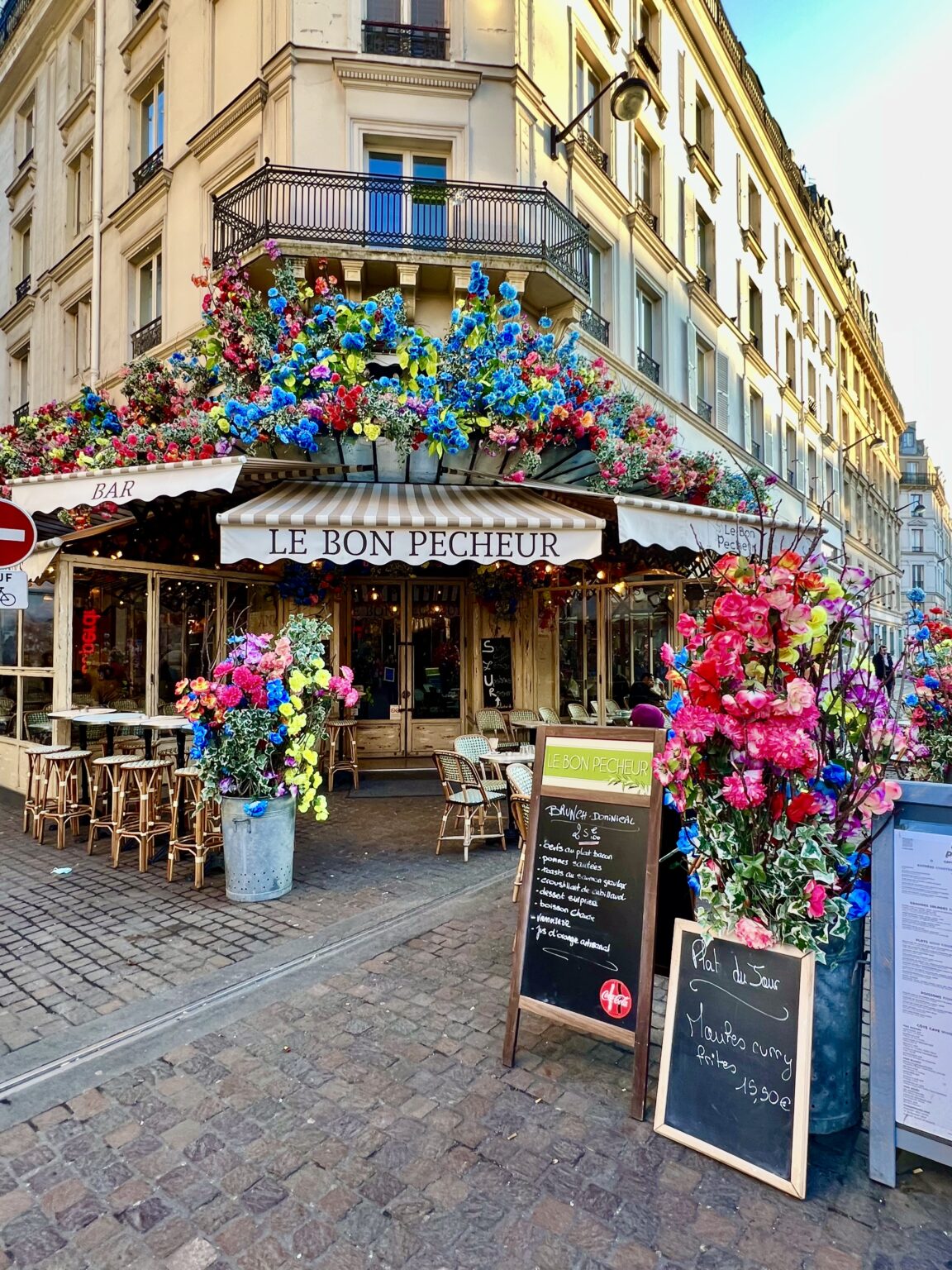 30+ Best And Most Beautiful Cafes In Paris - The Geographical Cure