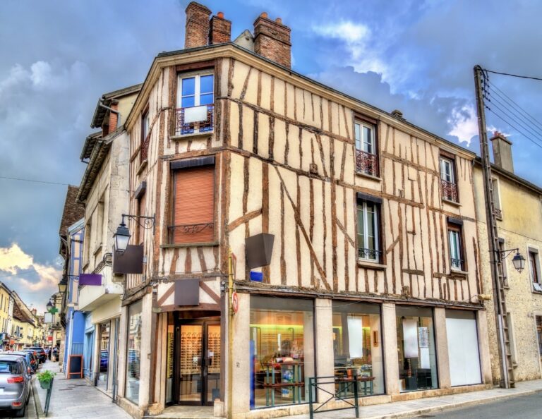 One Day In Provins Itinerary, Day Trip From Paris - The Geographical Cure