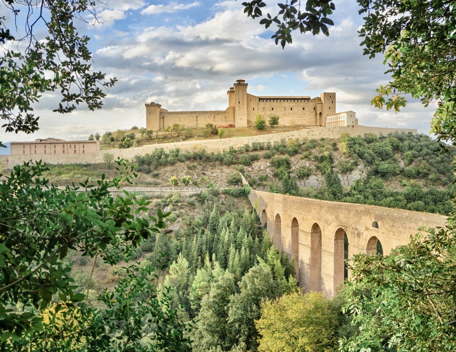 Best Things To Do In Spoleto Italy In One Day, The Perfect Itinerary ...