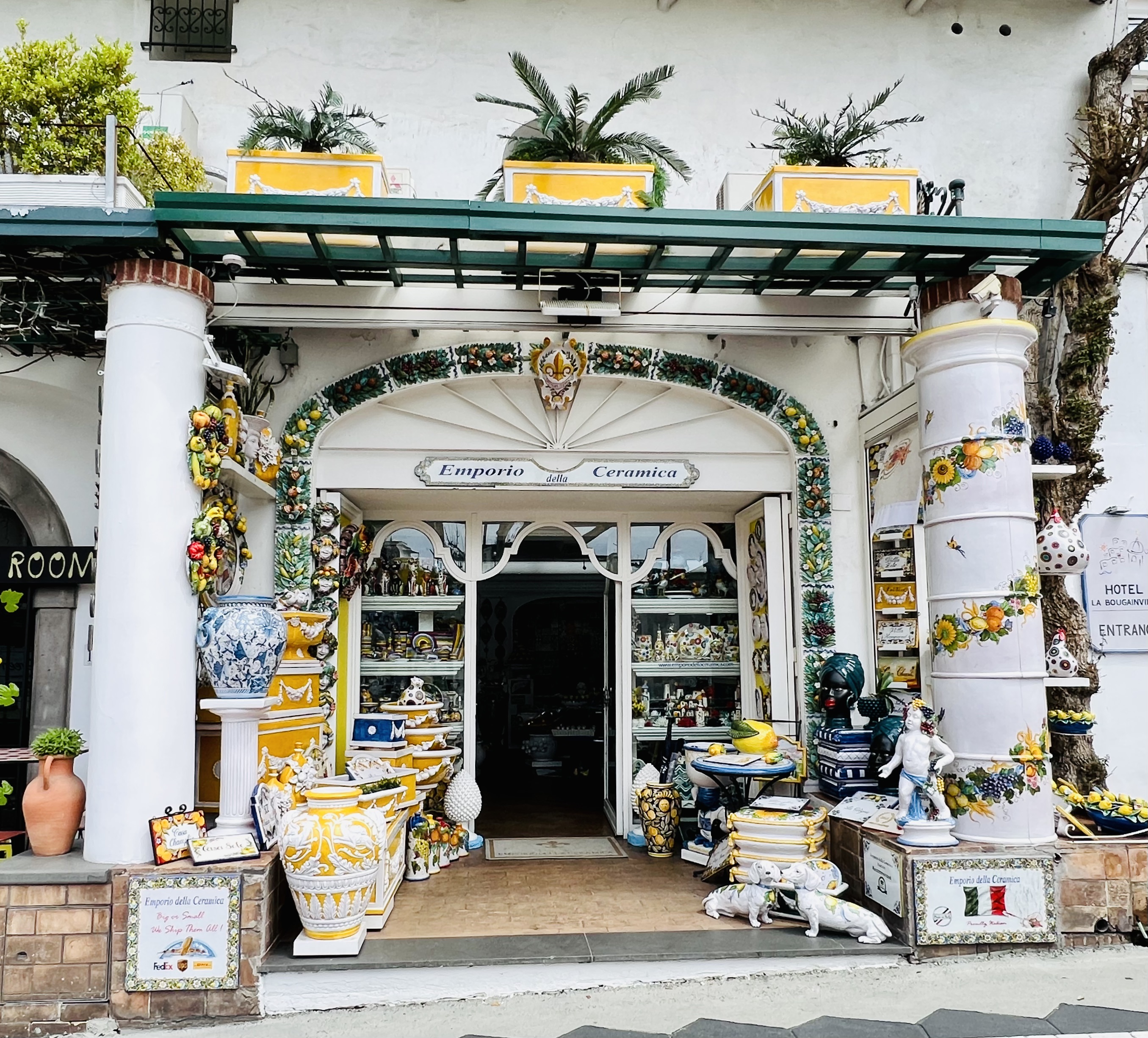 One Day In Positano Itinerary, Italy's Vertical City - The Geographical ...