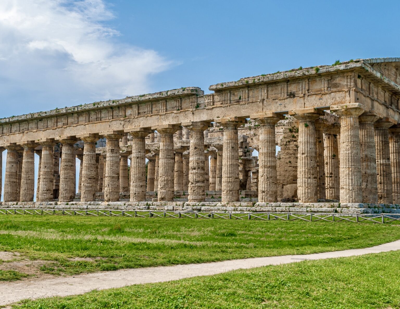 Guide To Visiting Paestum, Italy's Ancient Greek Gem - The Geographical ...