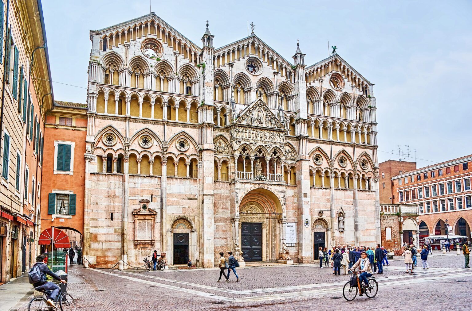 The Renaissance Courts Of Italy - The Geographical Cure