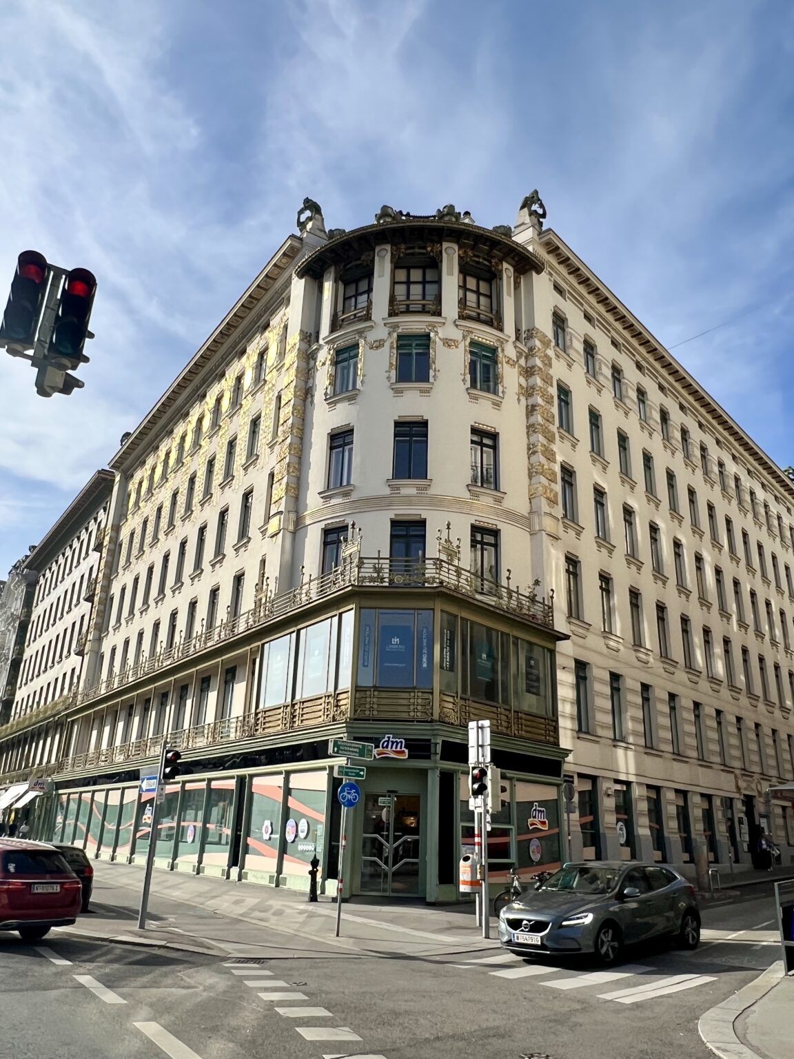 What Is The Vienna Secession Movement? Art & Architecture Guide - The ...