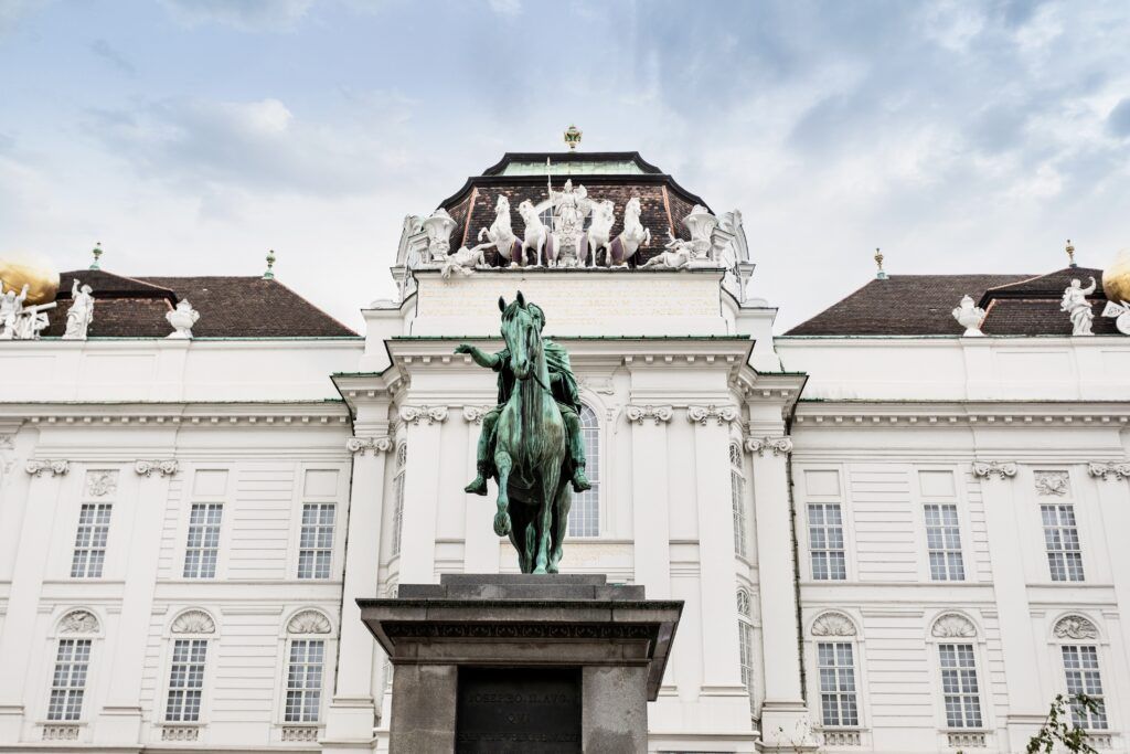 Guide To Vienna's Gorgeous Austrian National Library - The Geographical ...