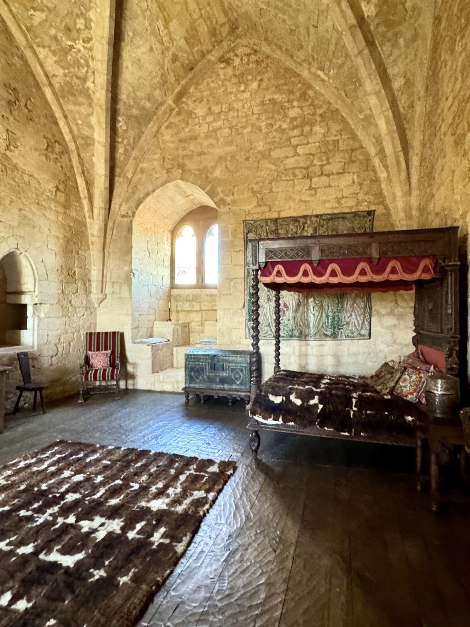 Guide To Chateau de Beynac, A Must Visit In The Dordogne - The ...