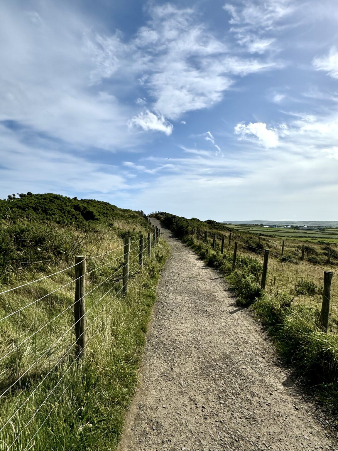 Guide To Visiting Northern Ireland's Spectacular Giant's Causeway ...