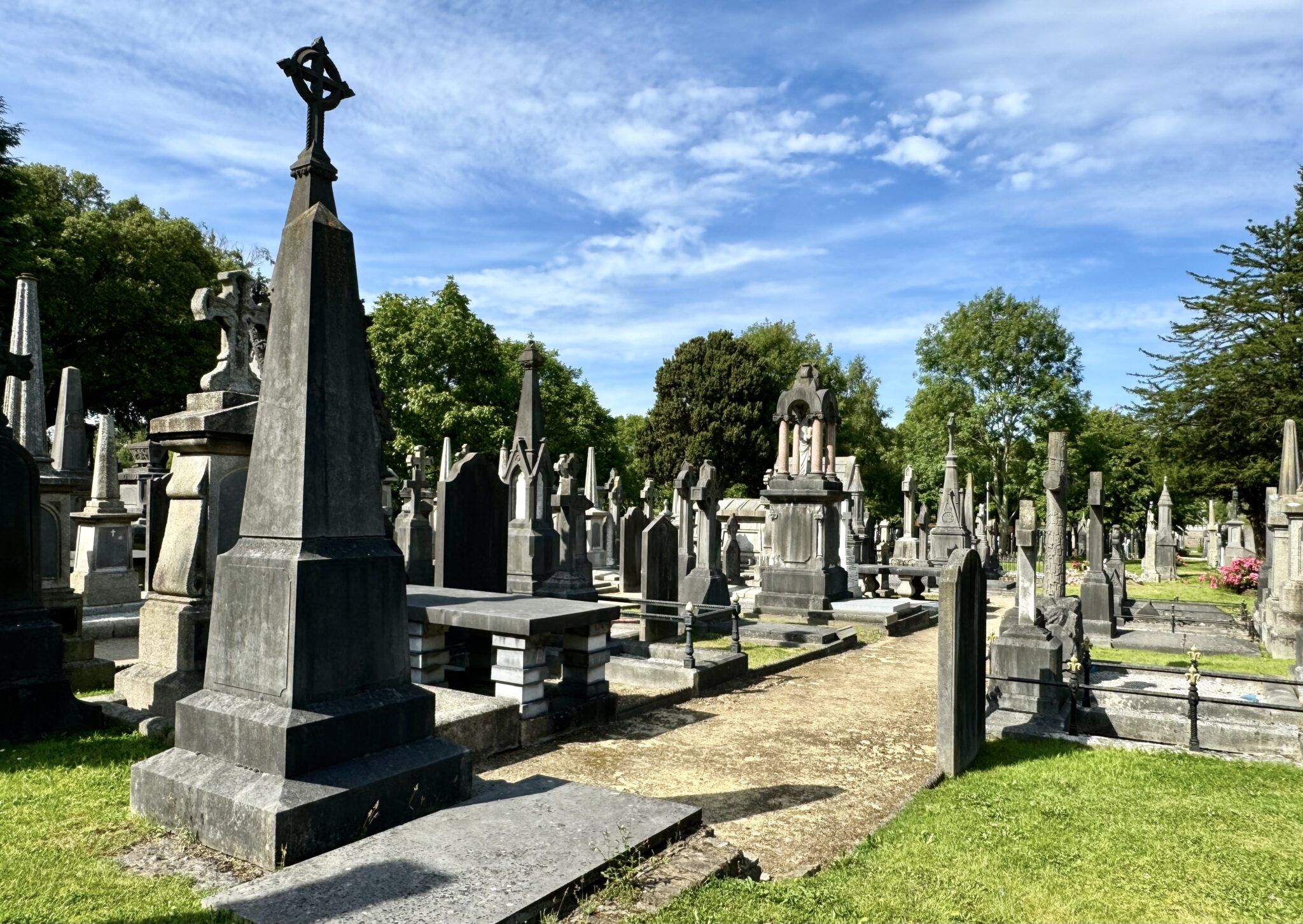 Guide To Glasnevin Cemetery & Museum: A Who's Who Of Irish History ...