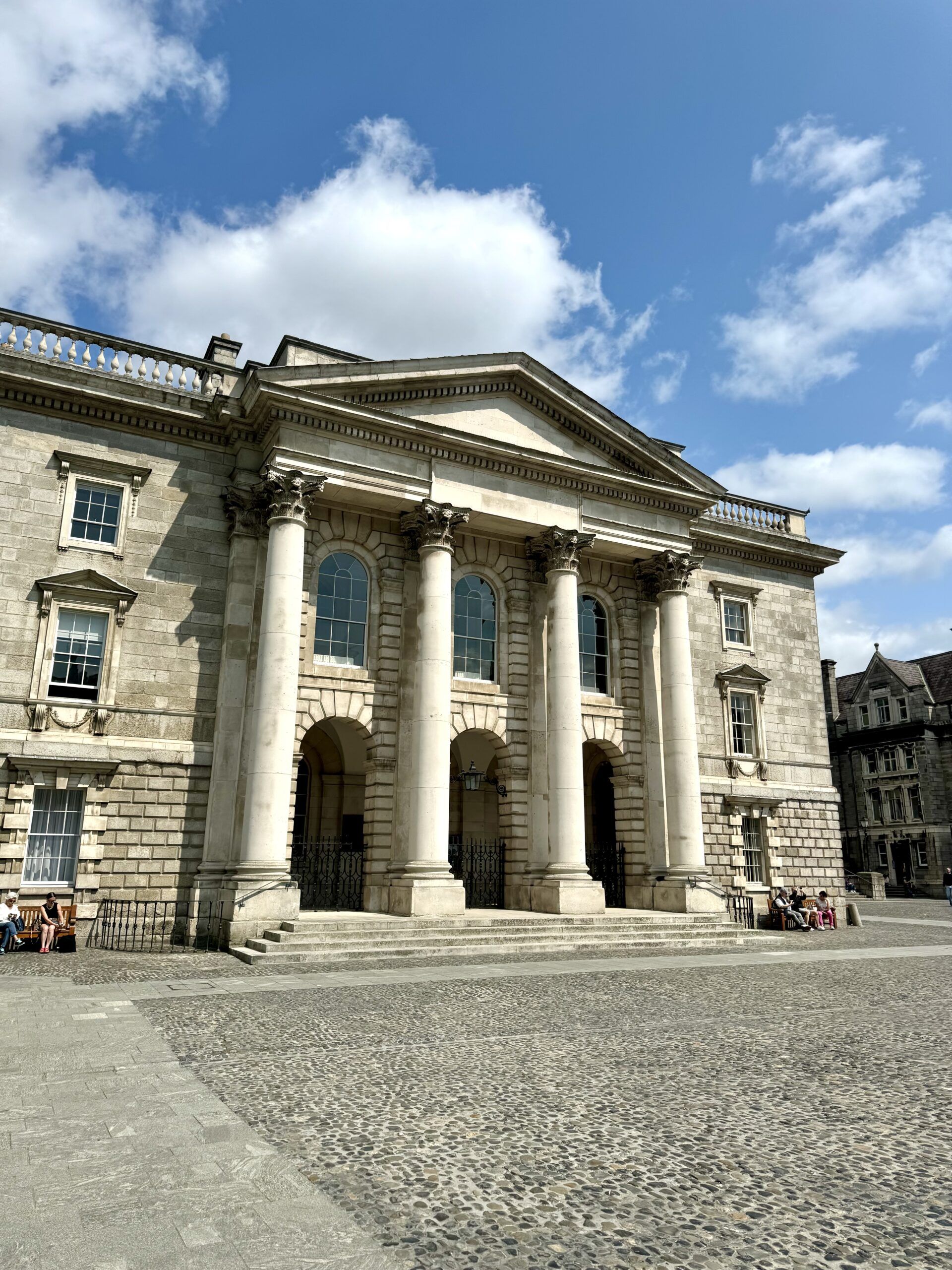 Visitor's Guide To Dublin's Trinity College & The Book Of Kells - The ...