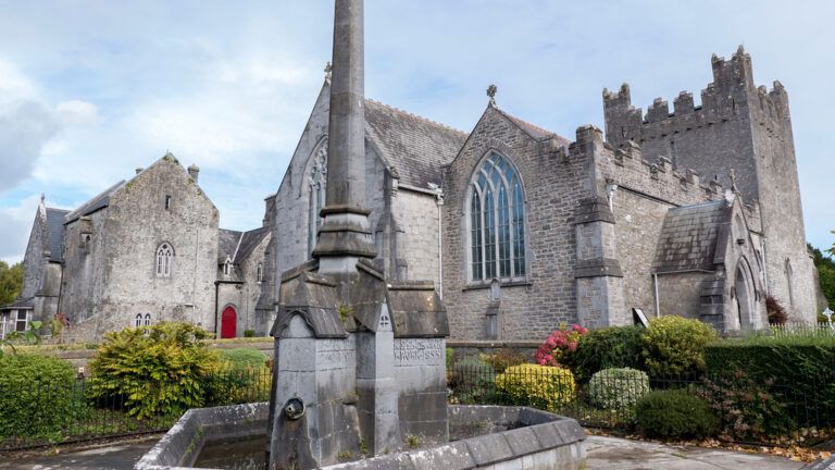 What To Do in Adare, One Of Ireland's Prettiest Villages - The ...