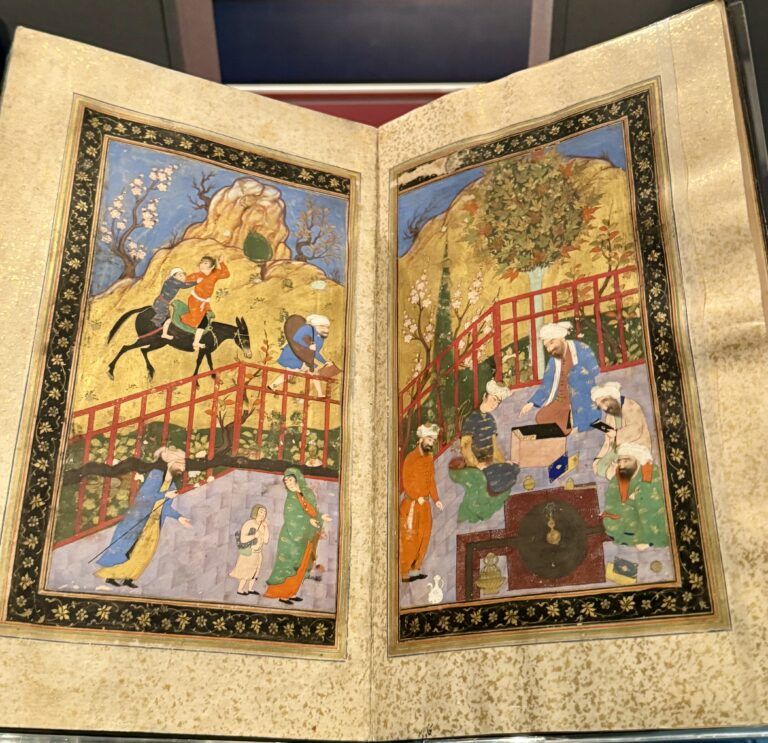 Guide To Dublin's Magnificent Chester Beatty Library - The Geographical ...