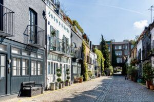 Ultimate West London Bucket List & Things To Do - The Geographical Cure