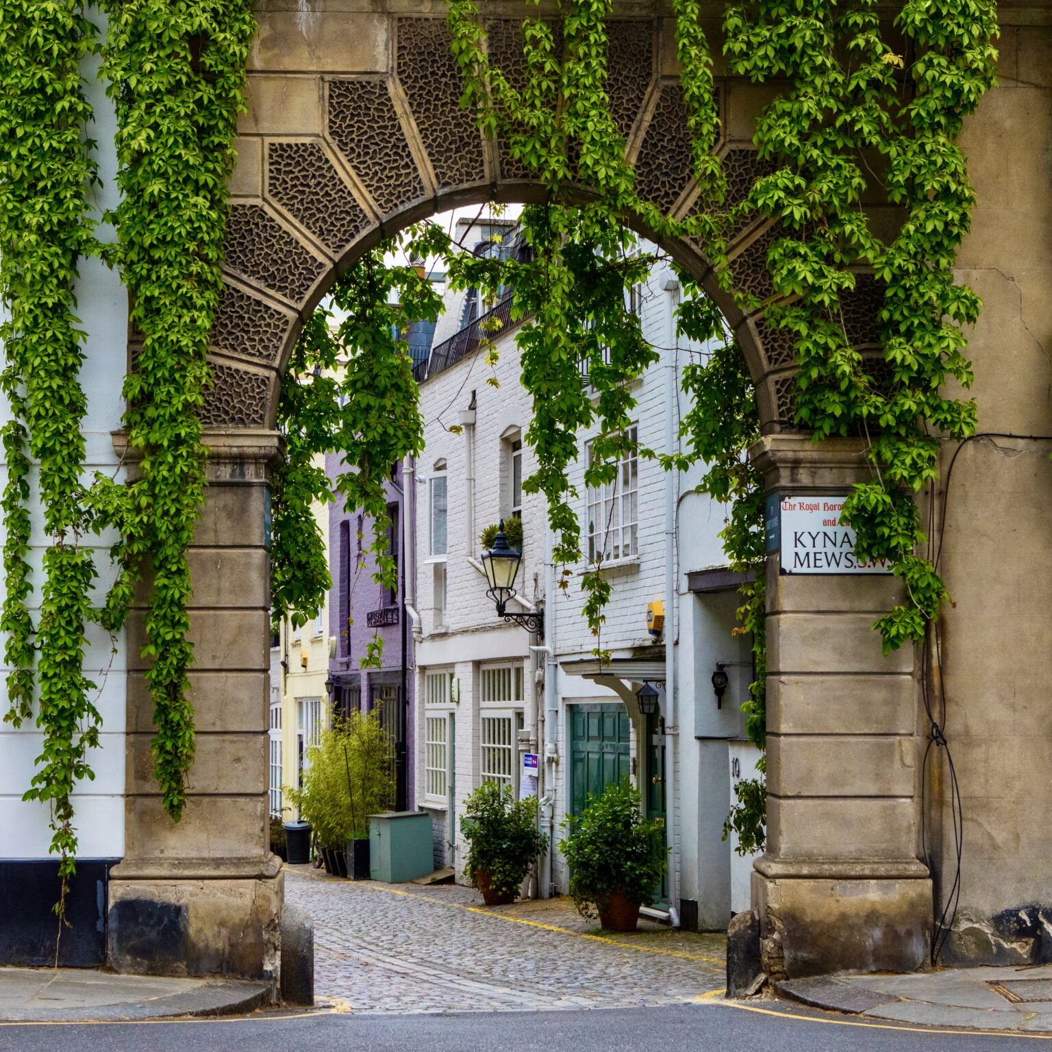 Ultimate West London Bucket List & Things To Do - The Geographical Cure