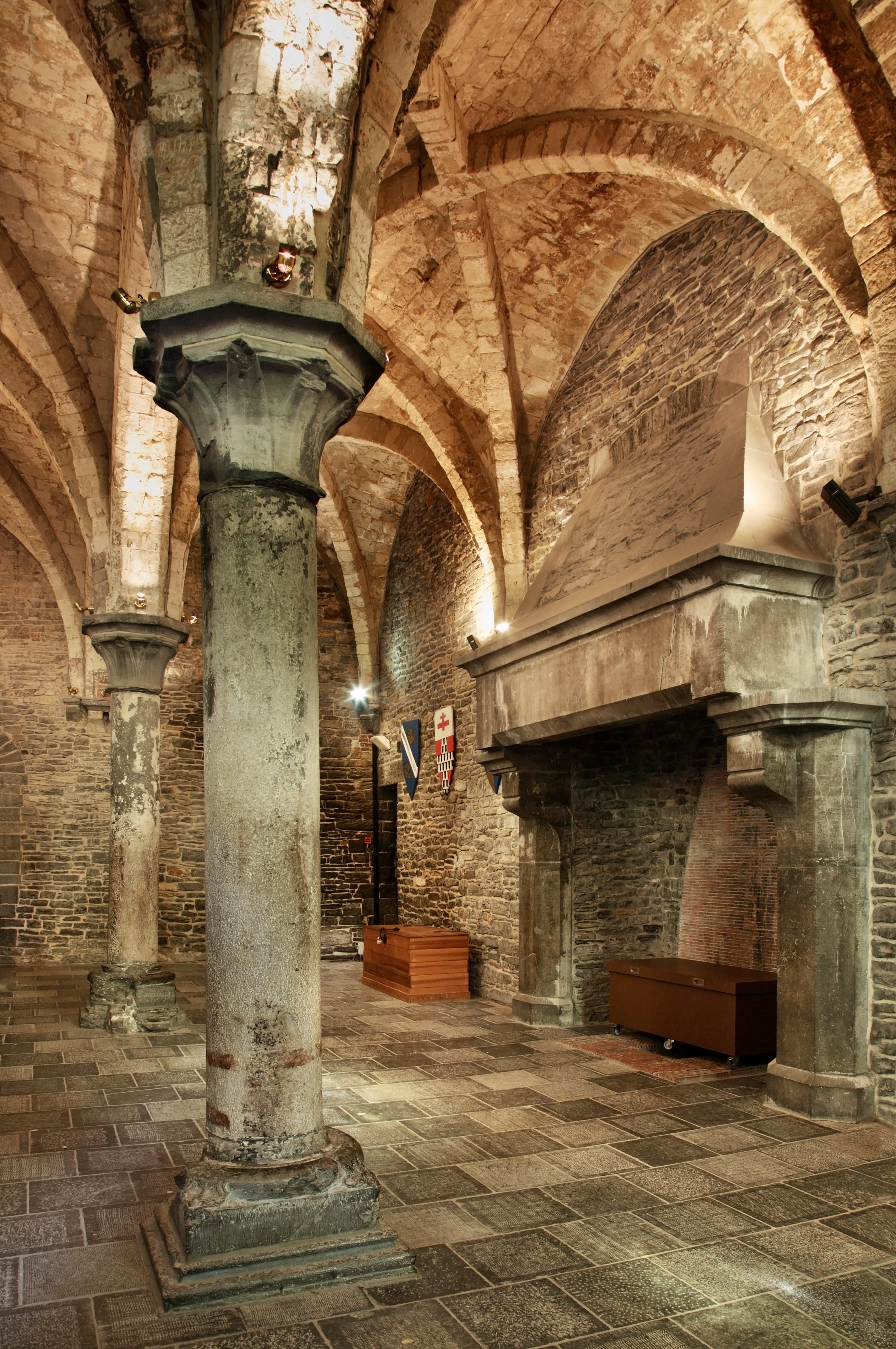 Guide To Gravensteen Castle: Ghent’s Most Entertaining (& Slightly Fake ...