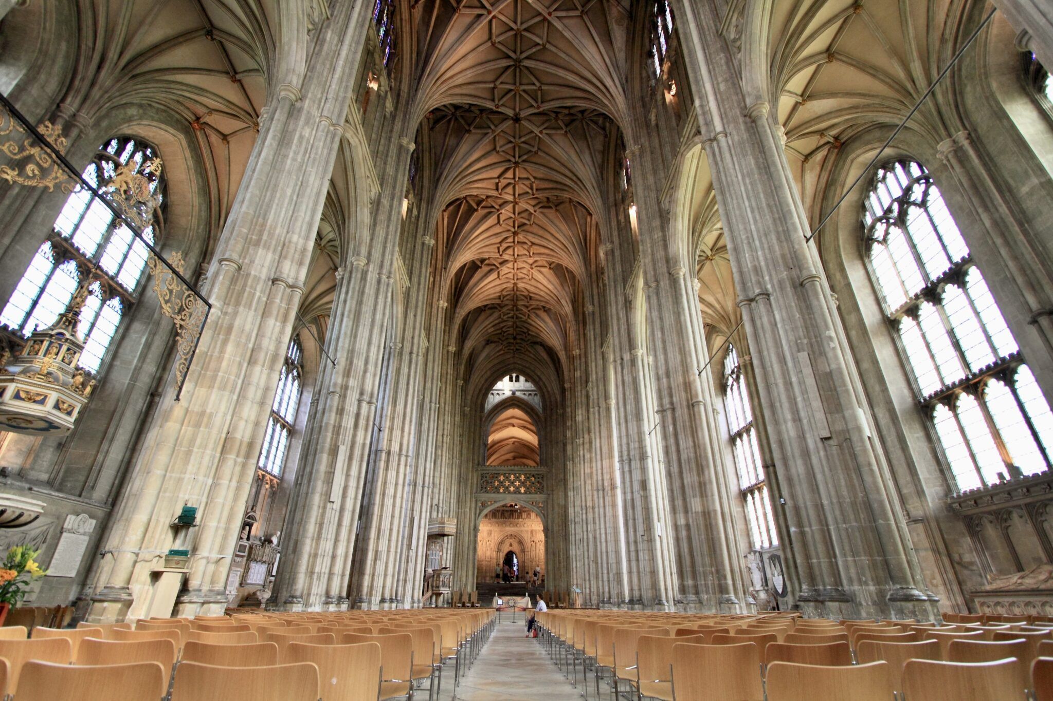 Guide To Canterbury Cathedral: Murder, Glass & England’s First Gothic ...